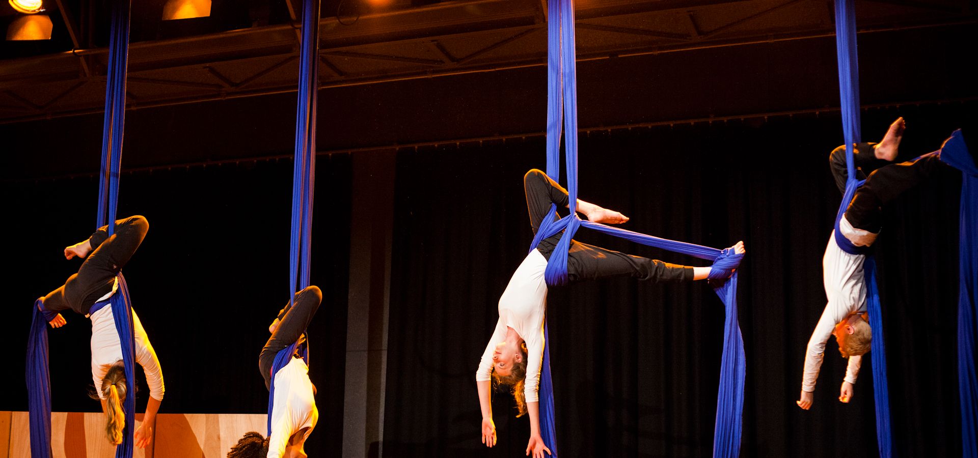 Circus Rotjeknor, klinkt als… — Circus Rotjeknor | Theater Rotterdam